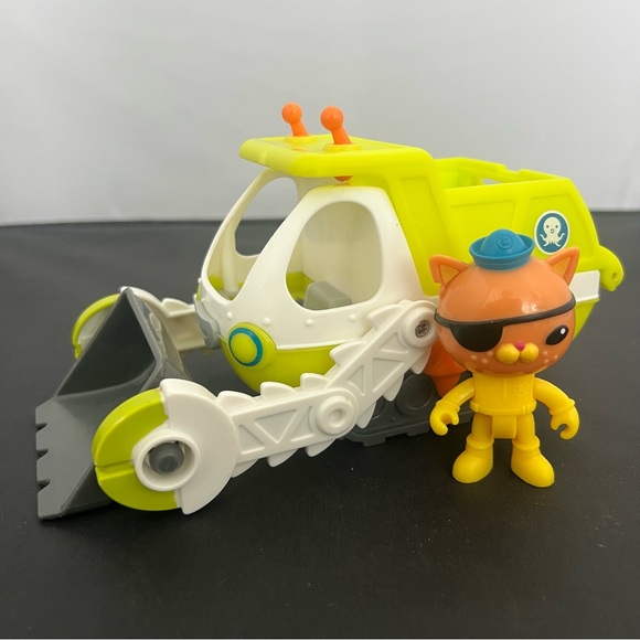 Toys | Octonauts Gup Y Vehicle And Figure | Poshmark